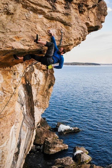 Vermont Rock Climbing by Travis Peckham